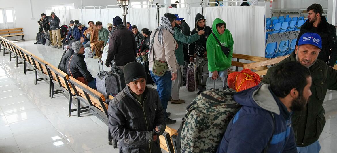 Por primera vez en años, cae el número de refugiados pero muchos ...