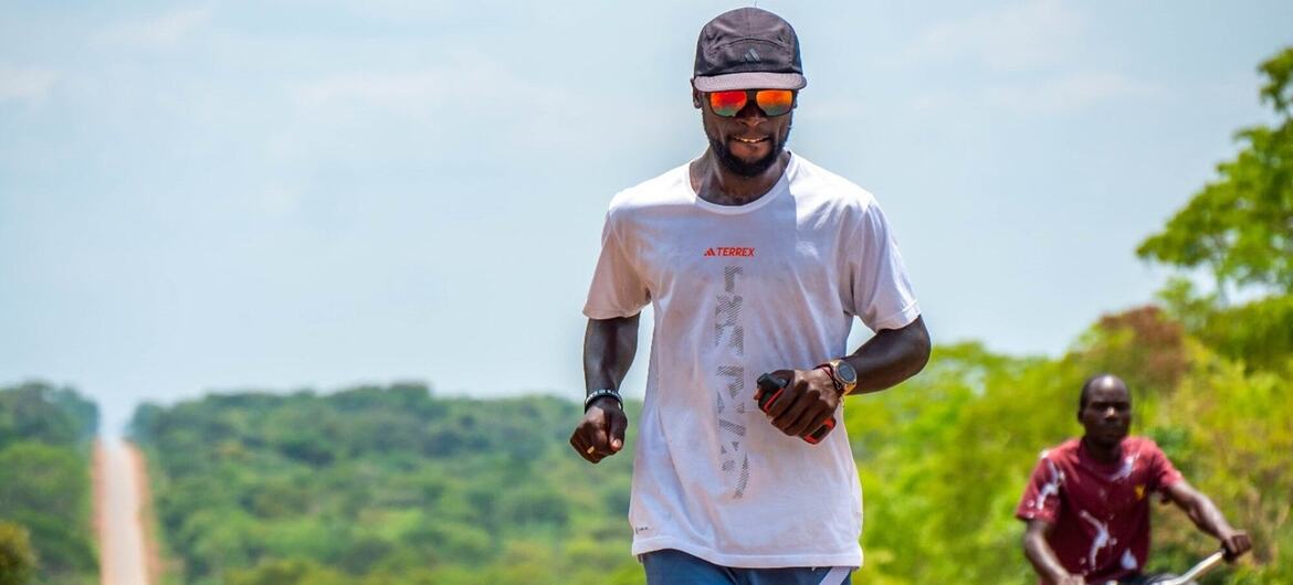 Amekimbia kutoka Cape Town hadi London kupinga ubaguzi wa wahamiaji ...