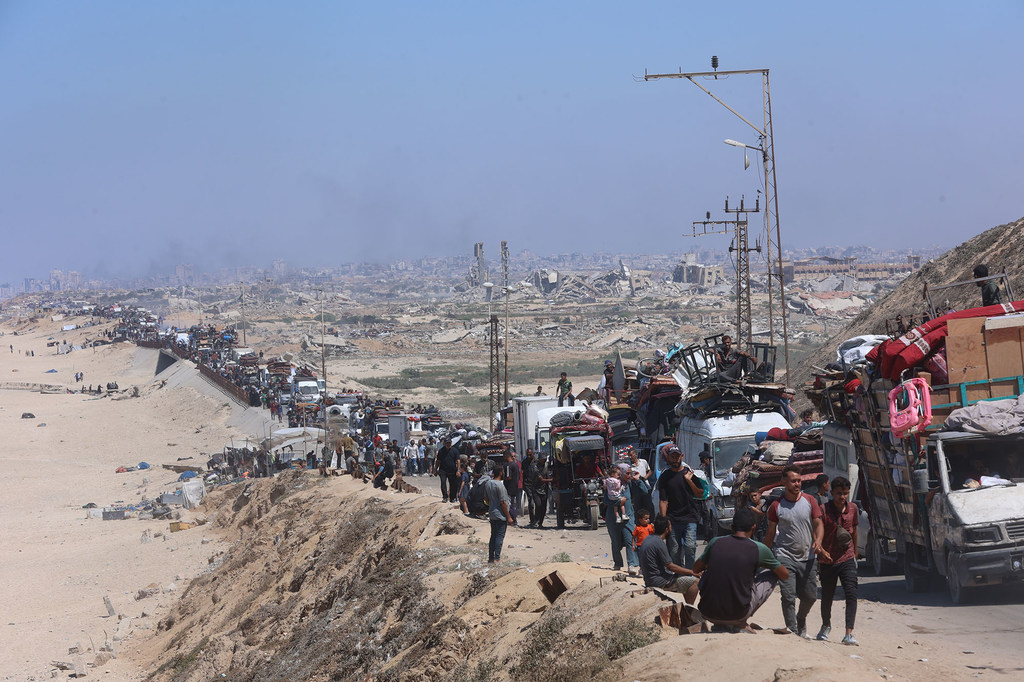 A fragile peace, a harsh winter: Gaza’s families struggle to rebuild ...