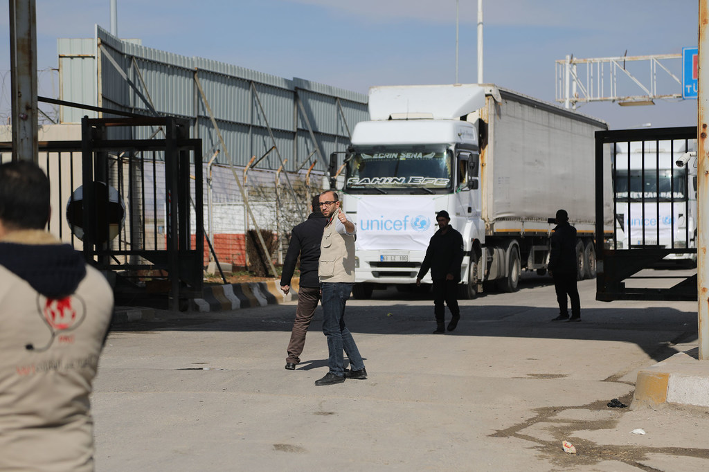 Syria: UN scales up aid deliveries as regional fighting continues | The ...