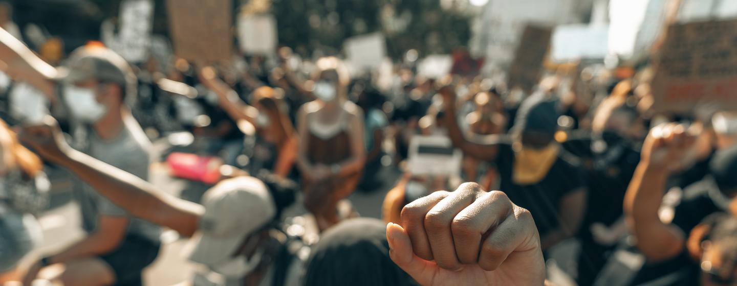 L’injustice raciale, les discours de haine et l’intolérance connaissent ...