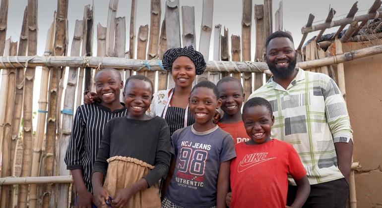 Burundi yamwezesha mkimbizi fundi seremala kutoka DRC kuendeleza stadi ...