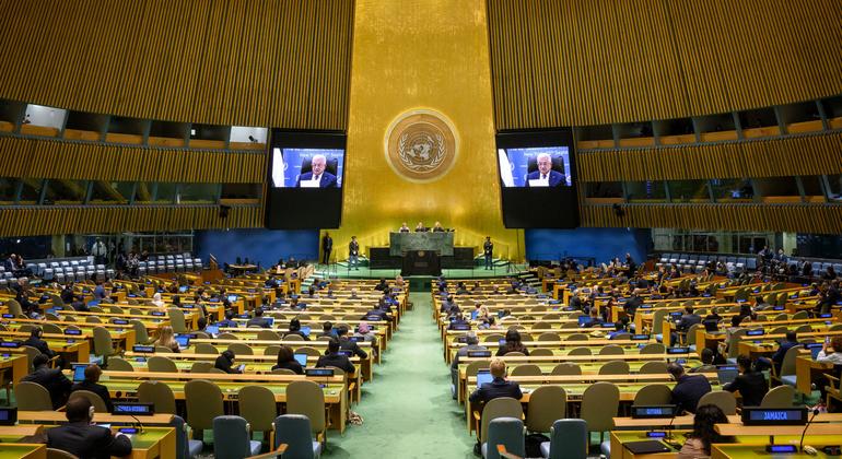 Abbas rejects Hamas attack, urges world to recognise Palestinian ...